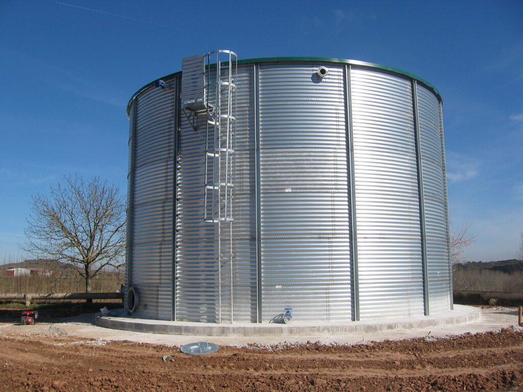 Tanks and silos for irrigation water, manure and bulk storage
